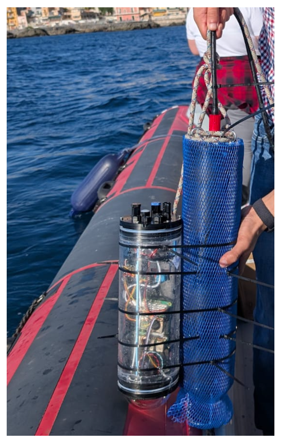 Multi-Level Multi-Technology Underwater Networks: Challenges and ...